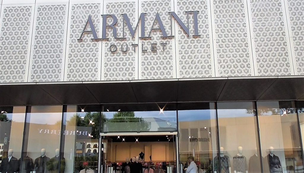 Outletcity Metzingen - mehr als 80 Outlets und Shops auf der ...